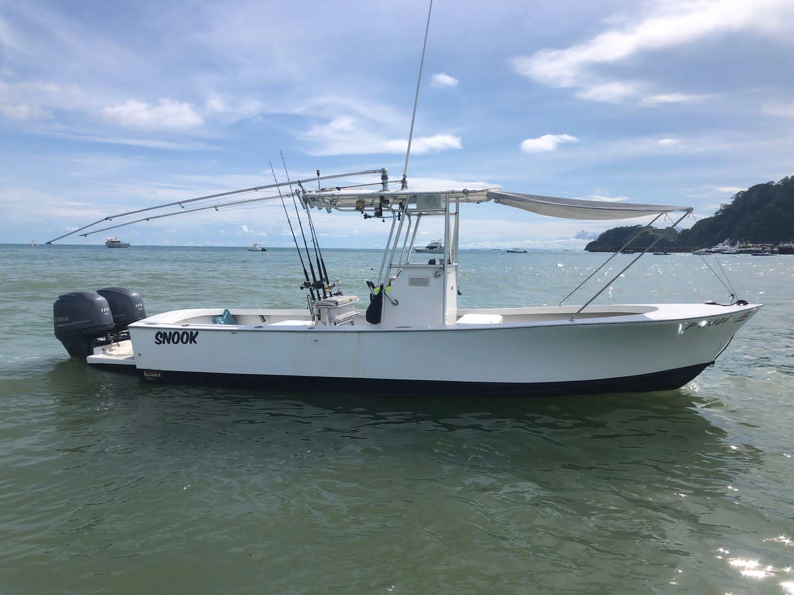 28′ Custom | Fishing Tour